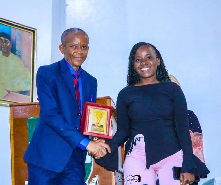 Ahueze Receives Emeka Monye Scholarship Prize For Best Graduand, UNN ...